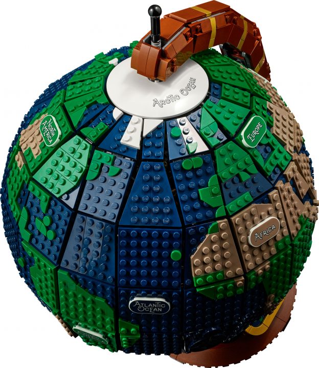 LEGO Ideas 31332 Earth Globe - RJG2N-29 - The Brothers Brick | The ...