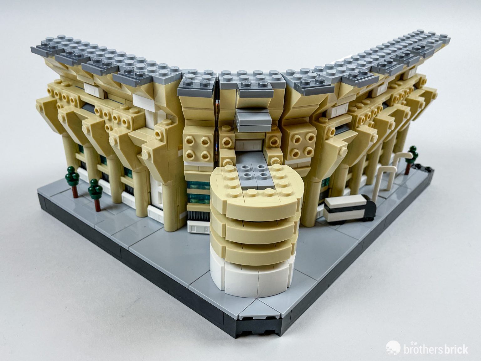 LEGO 10299 Real Madrid - Santiago Bernabeu Stadium-TBB Review-UI6JE-31 ...
