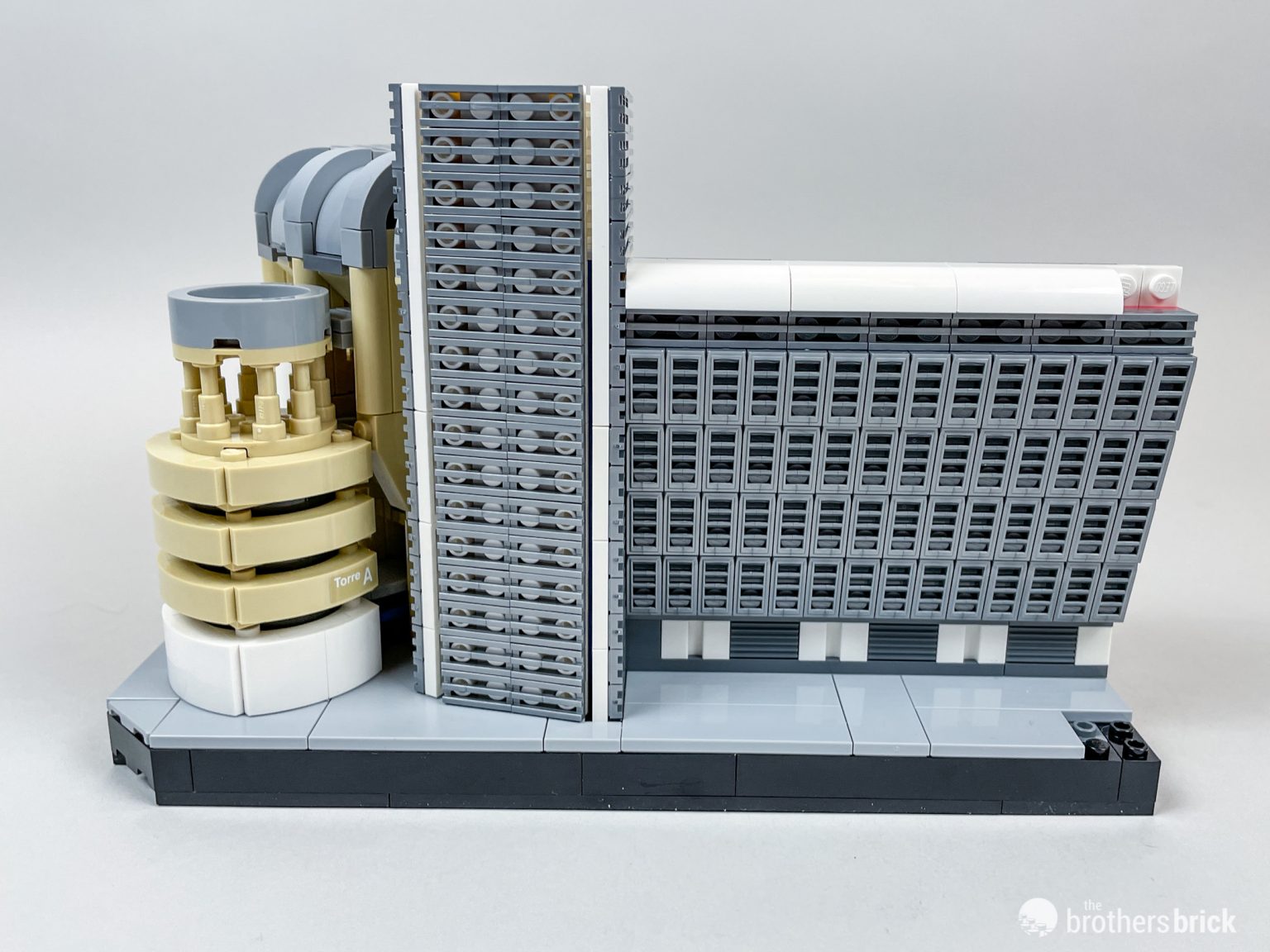 LEGO 10299 Real Madrid - Santiago Bernabeu Stadium-TBB Review-UI6JE-42 ...