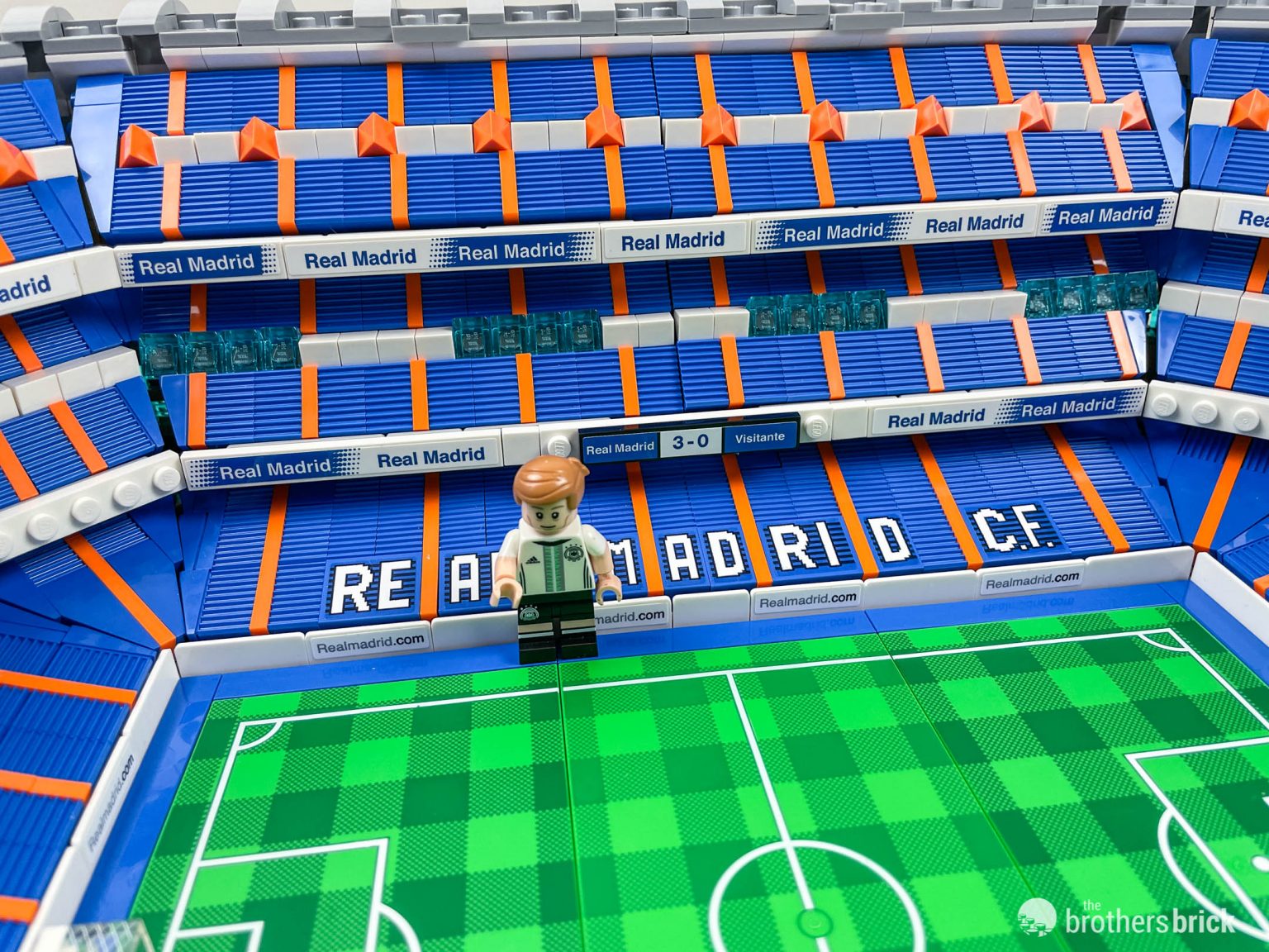 LEGO 10299 Real Madrid - Santiago Bernabeu Stadium-TBB Review-UI6JE-60 ...