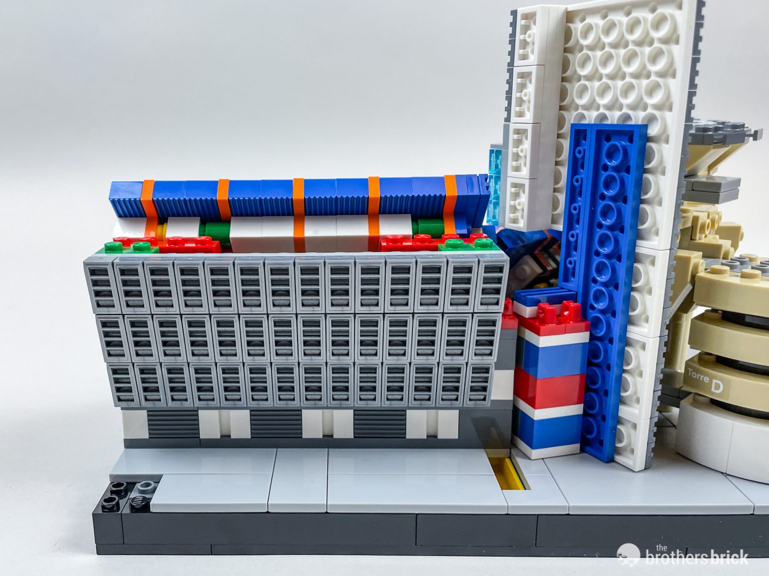 LEGO 10299 Real Madrid - Santiago Bernabeu Stadium-TBB Review-UI6JE-64 ...