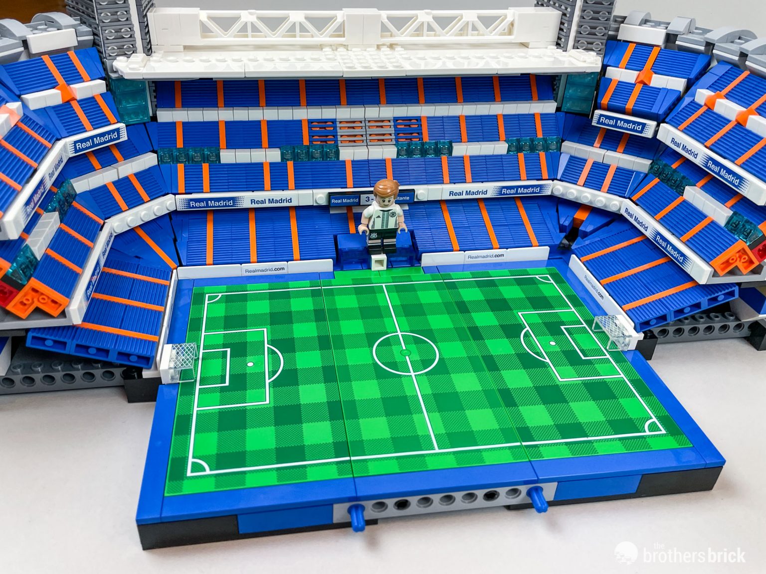 LEGO 10299 Real Madrid - Santiago Bernabeu Stadium-TBB Review-UI6JE-75 ...