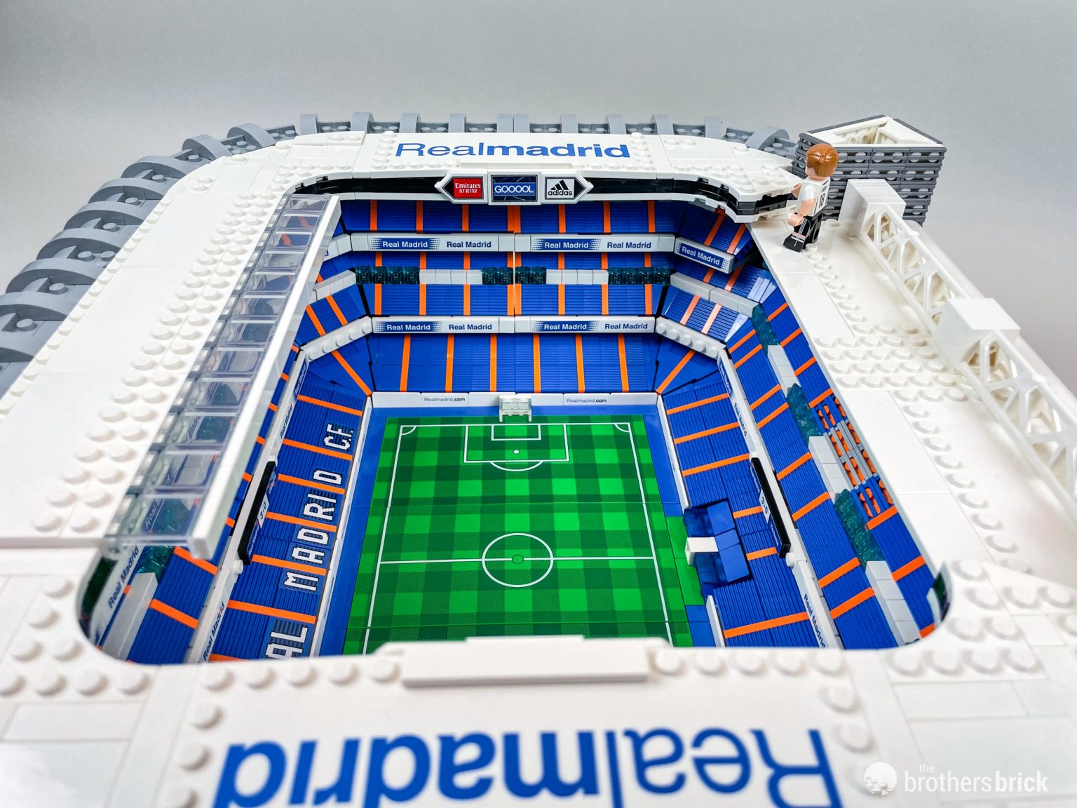 LEGO 10299 Real Madrid - Santiago Bernabeu Stadium-TBB Review-UI6JE-77 ...