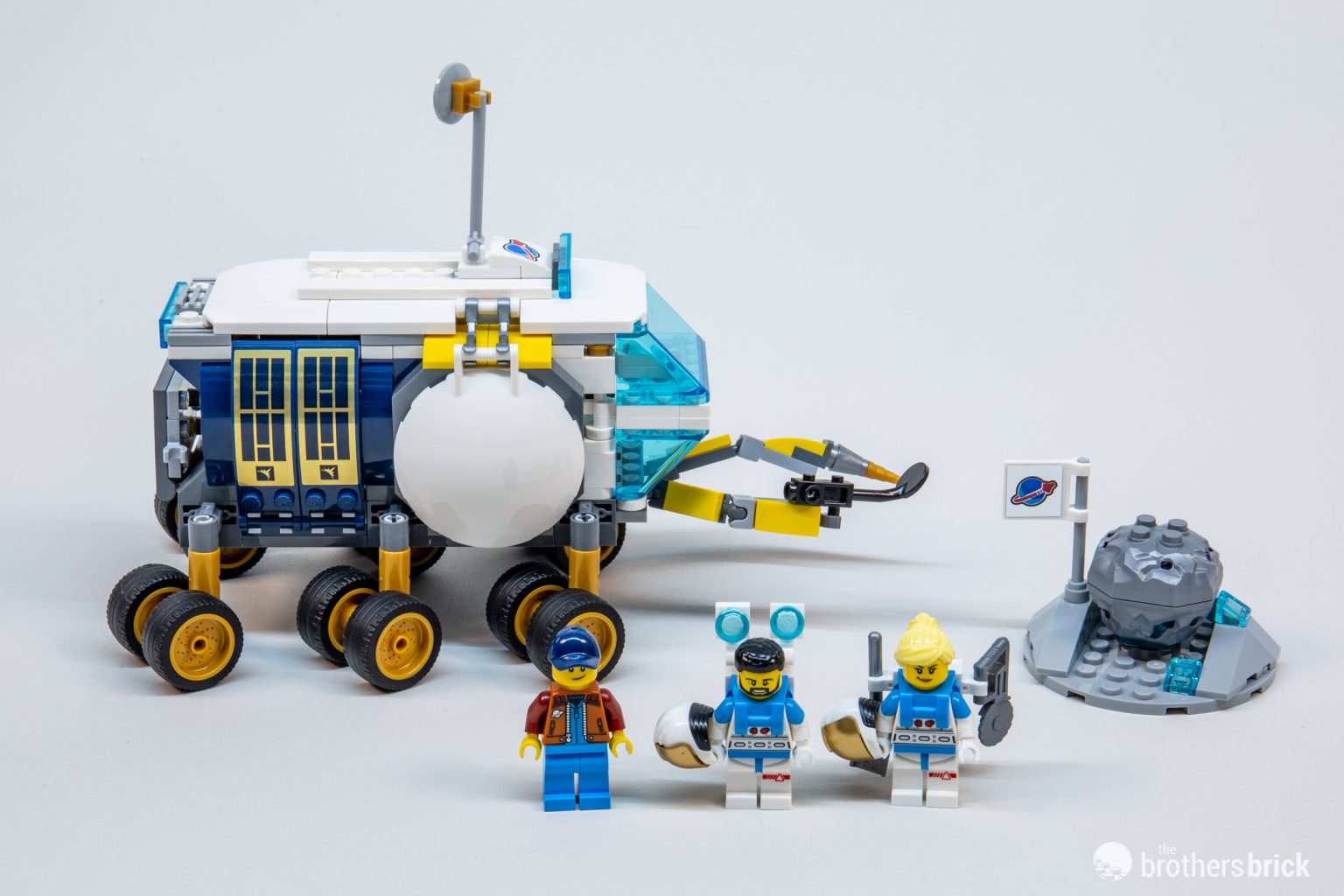 LEGO City Space 60348 Lunar Roving Vehicle 60350 Lunar Research Base ...