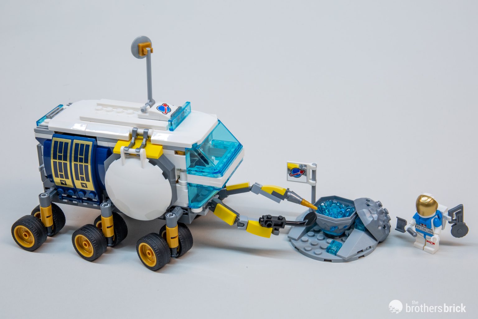 LEGO City Space 60348 Lunar Roving Vehicle 60350 Lunar Research Base ...