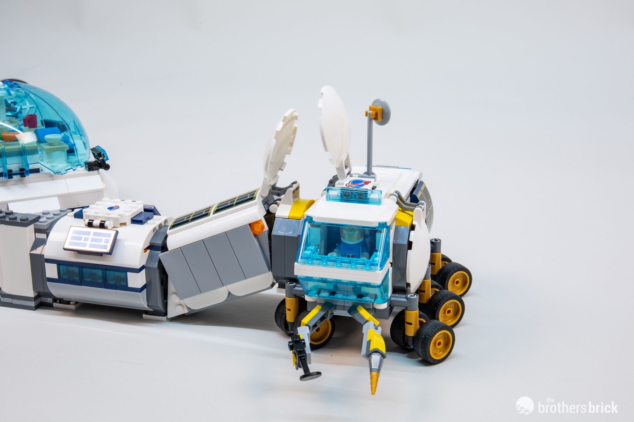LEGO City Space 60348 Lunar Roving Vehicle 60350 Lunar Research Base ...