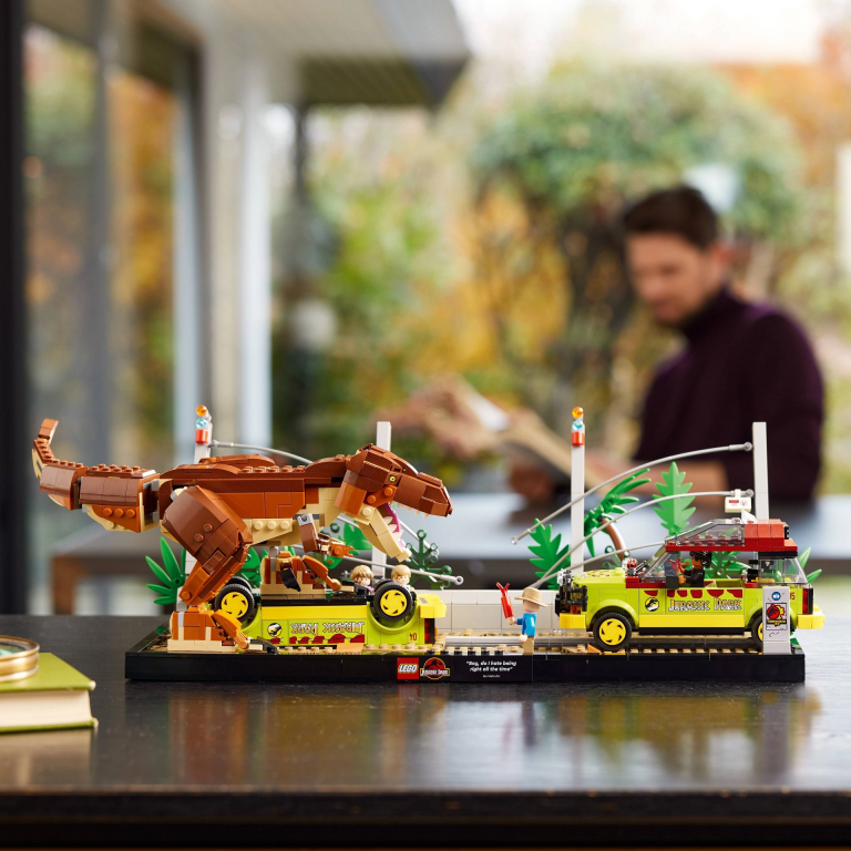 LEGO reveals Jurassic World sets for Spring 2022, including 1,200-piece ...