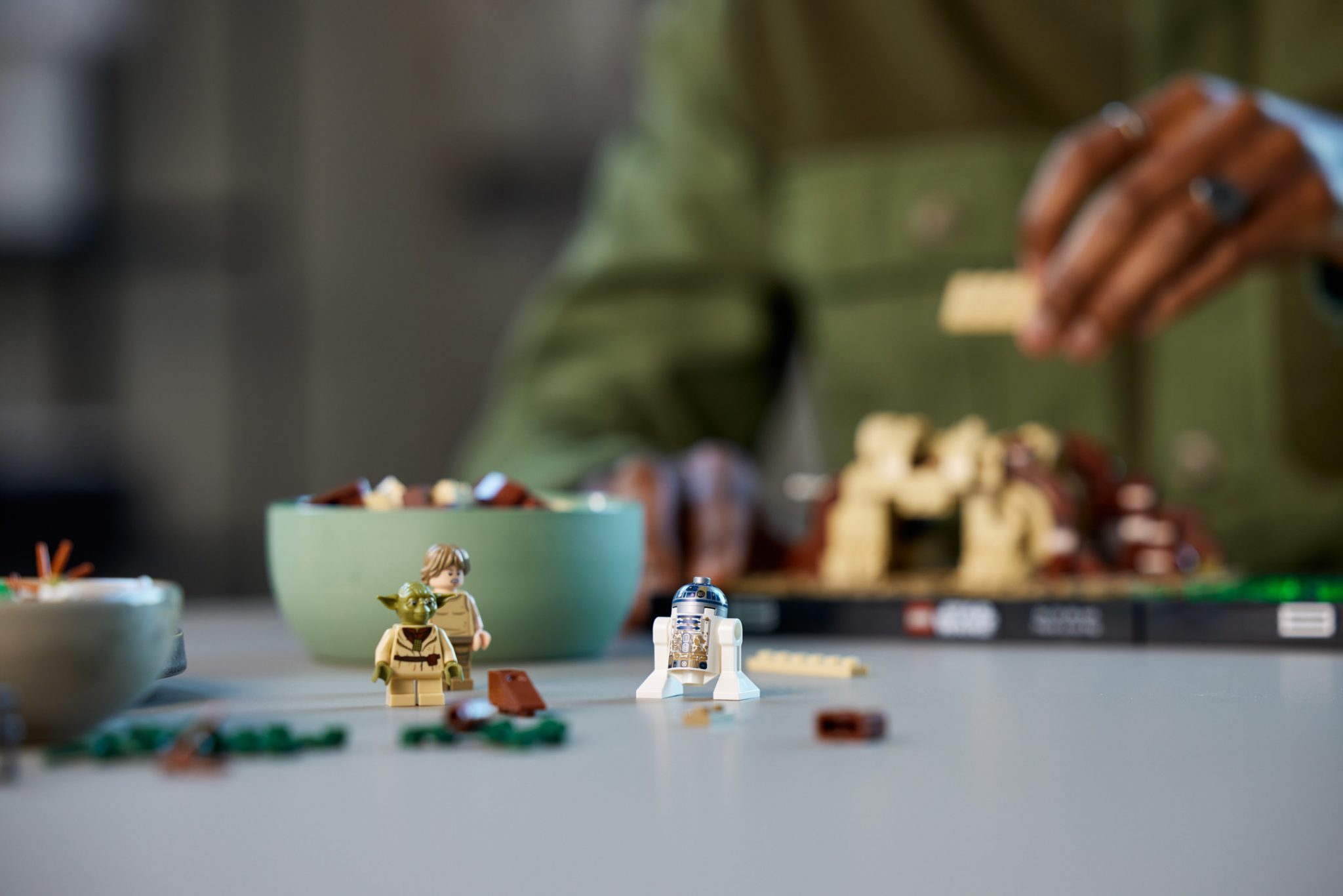 LEGO Star Wars 75330 Dagobah Jedi Training Diorama (14) - The Brothers ...