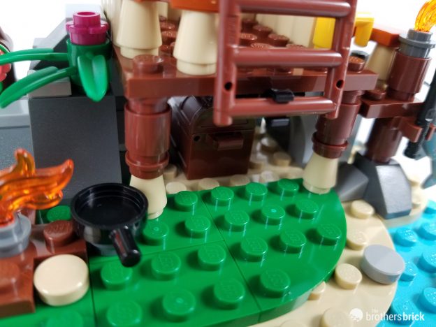 LEGO Ideas 40566 Ray the Castaway GWP - TBB Review - KE930 - 1-13 - The ...