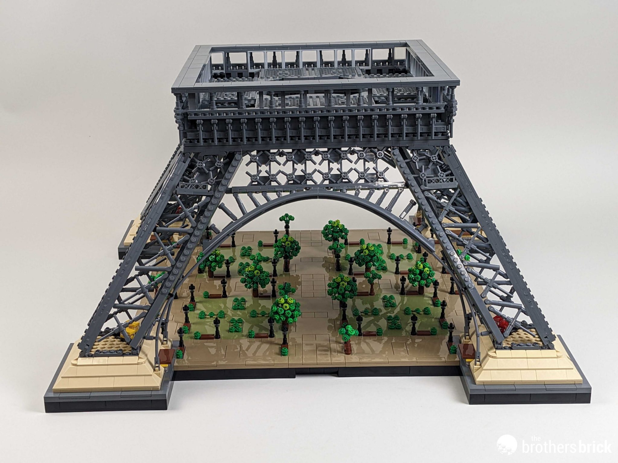 LEGO Icons 10307 Eiffel Tower - TBB Review -6FT69 - 69 - The Brothers ...
