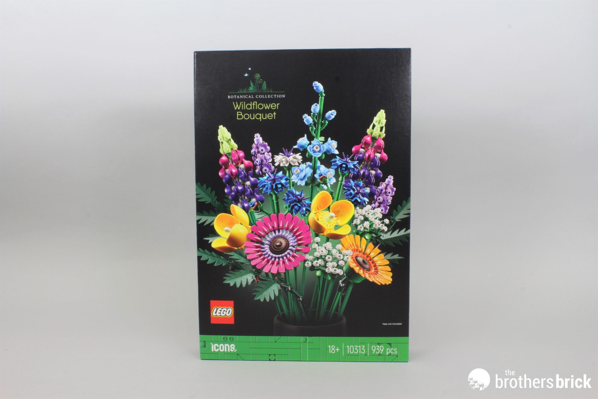LEGO Icons Botanical Collection 10313 Wildflower Bouquet - A diverse ...