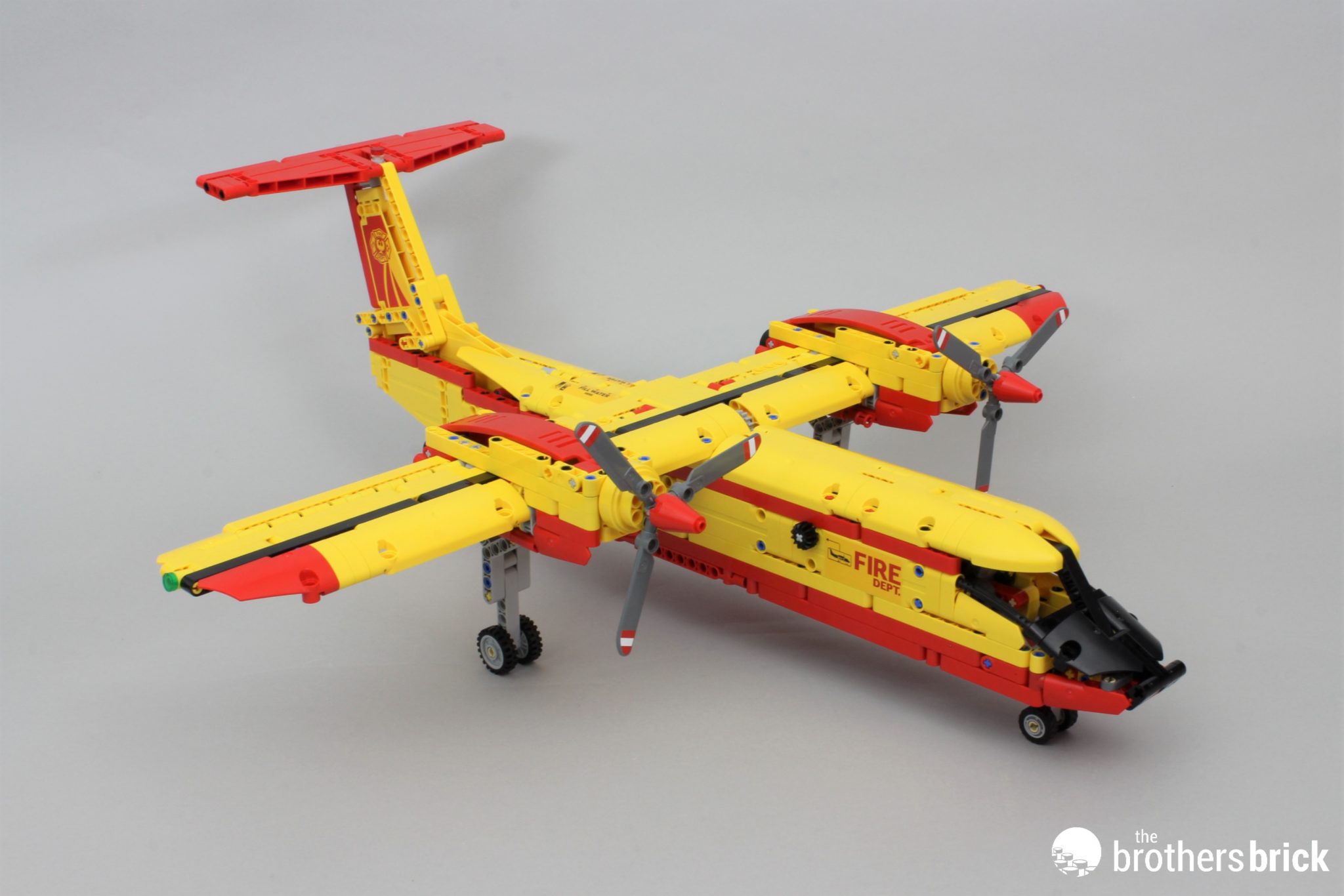 LEGO Technic 42152 Firefighter Aircraft - TBB Review - (29) - The ...