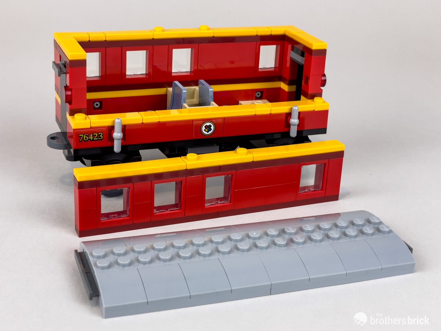 LEGO Harry Potter 76423 Hogwarts Express & Hogsmeade Station [Review ...