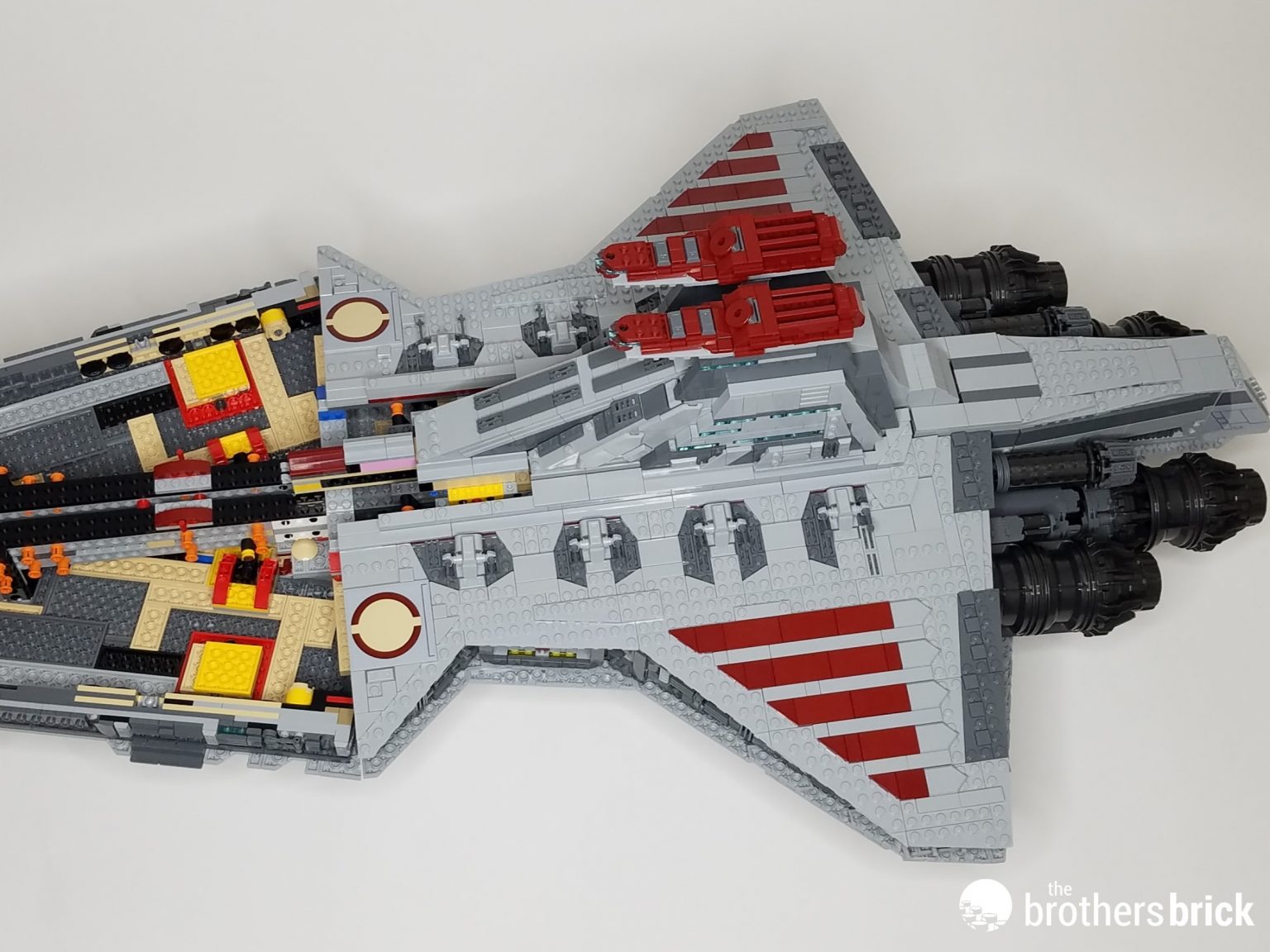 LEGO Star Wars 75367 UCS Venator-Class Republic Attack Cruiser - TBB ...
