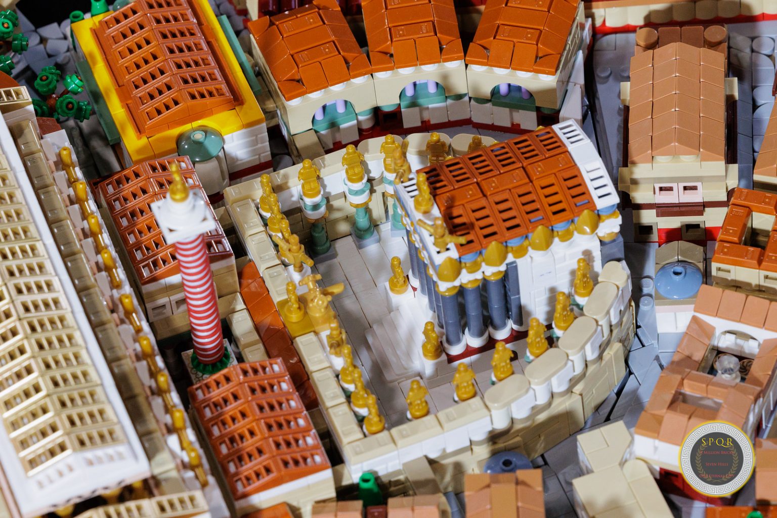 Jaw-dropping model of Rome took 107,000 LEGO bricks to build! - The ...