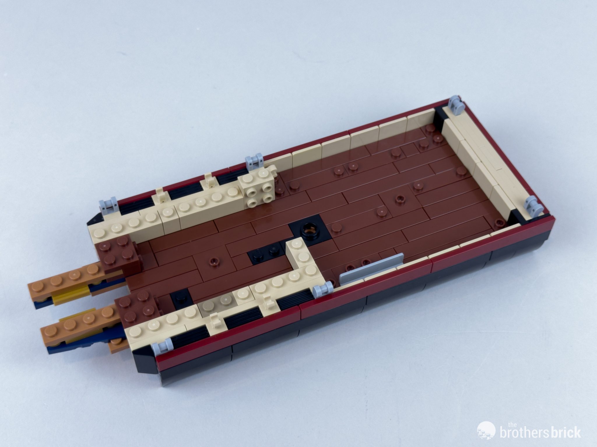 LEGO Ideas 21350 Jaws - TBB Review - LNMU8H-17 - The Brothers Brick ...