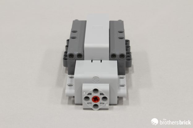 LEGO Technic 42176 Porsche GT4 e-Performance - TBB Review - (9) - The ...