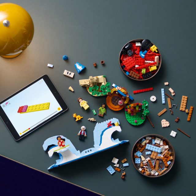 LEGO Ideas_21352_5o6otl_Lifestyle_Build_crop - The Brothers Brick | The ...