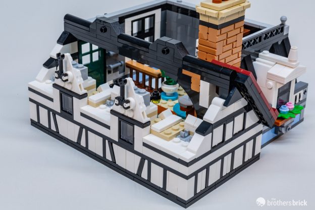 LEGO 10350 Tudor Corner Modular - TBB Review -53 - The Brothers Brick ...