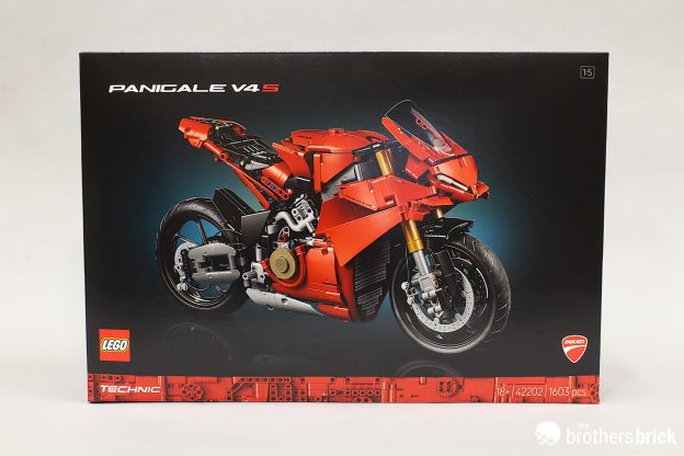 LEGO Technic 42202 Ducati Panigale V4 S Motorcycle - More of the same ...