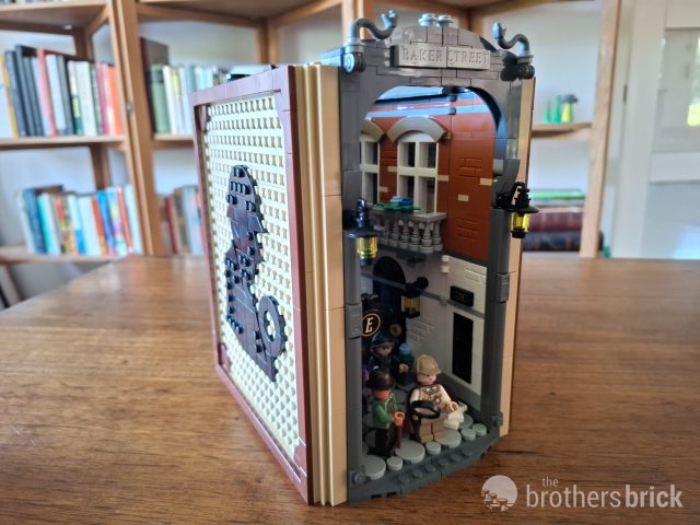 LEGO-Icons-10351-Sherlock-Holmes-Book-Nook-TBB-Review-HJ8M2Y-(28) - The ...