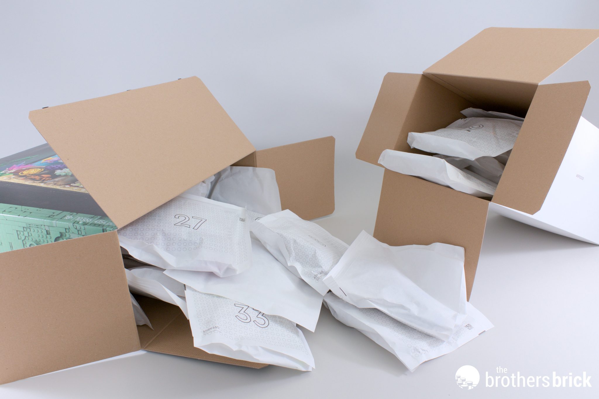 LEGO Icons 10366 Tropical Aquarium: deep-dive into the world of re ...