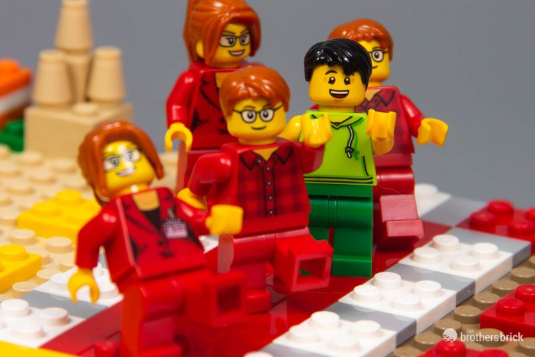 40198 LEGO Ludo Game (also known as Parcheesi or Sorry!) [Review] - The ...