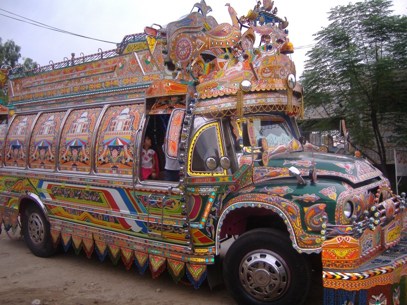 Pakistani Bus – Wikipedia | The Source