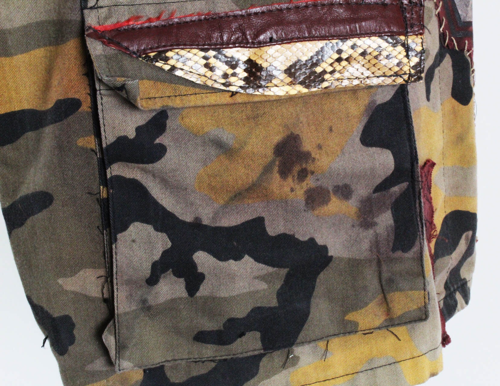 Mask Used UFC Tapout Vest Hat