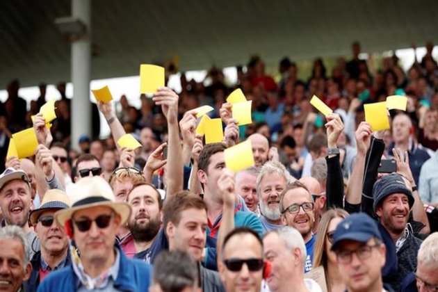 Sandpaper Gate saw Smith, Warner banned for one year - 2LT News