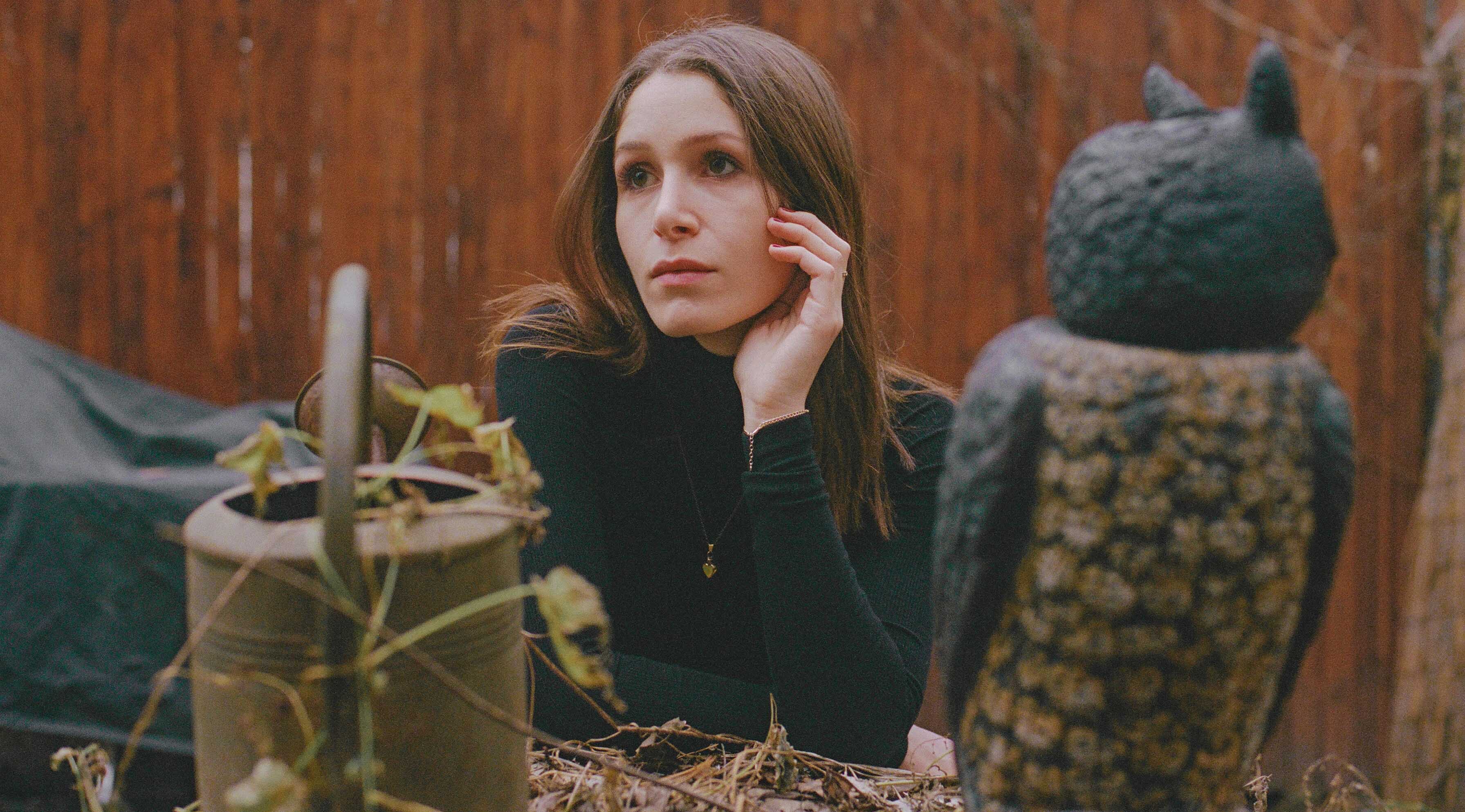 Sarah Cicero Debuts Melancholic "Indifferent" Ahead Of Upcoming EP
