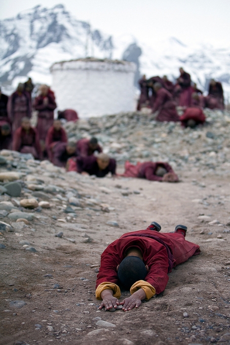 The existence of the soul - Prostrations_06~10 | International Photo Awards
