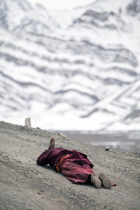 The existence of the soul - Prostrations_06~10 | International Photo Awards