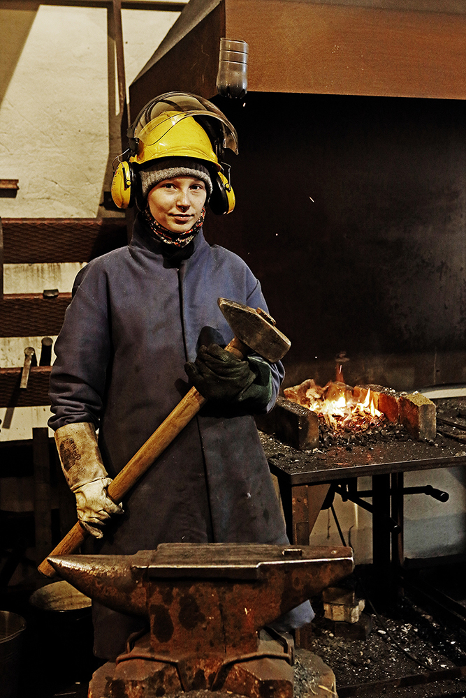 Estonian Blacksmiths ( Inheritors of blacksmithing) | International ...