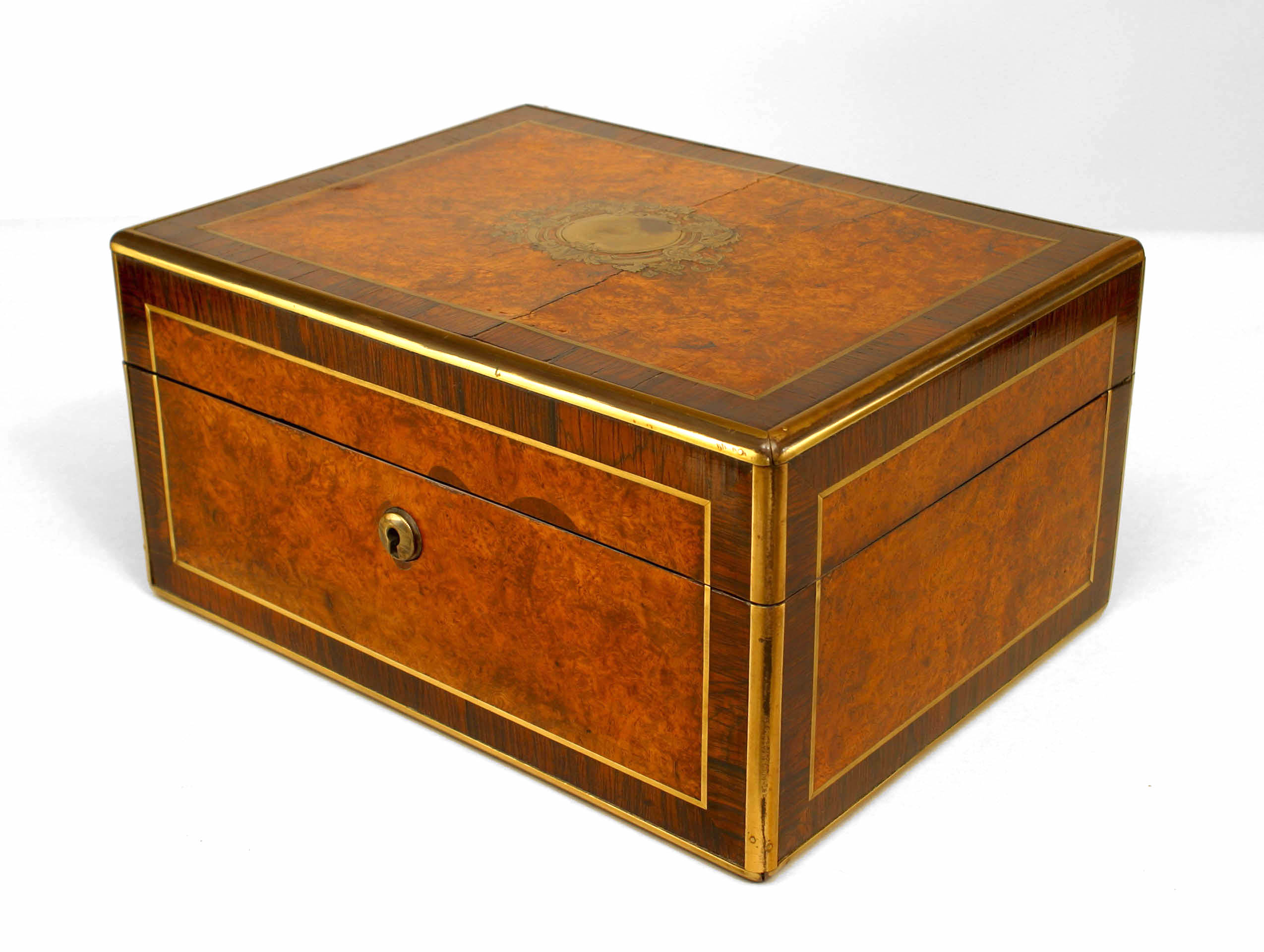 old fashioned makeup case