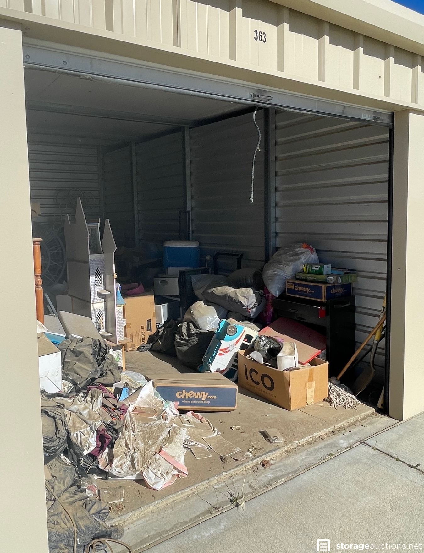 Storage auction #35447 at Storage 4 Less | StorageAuctions.net