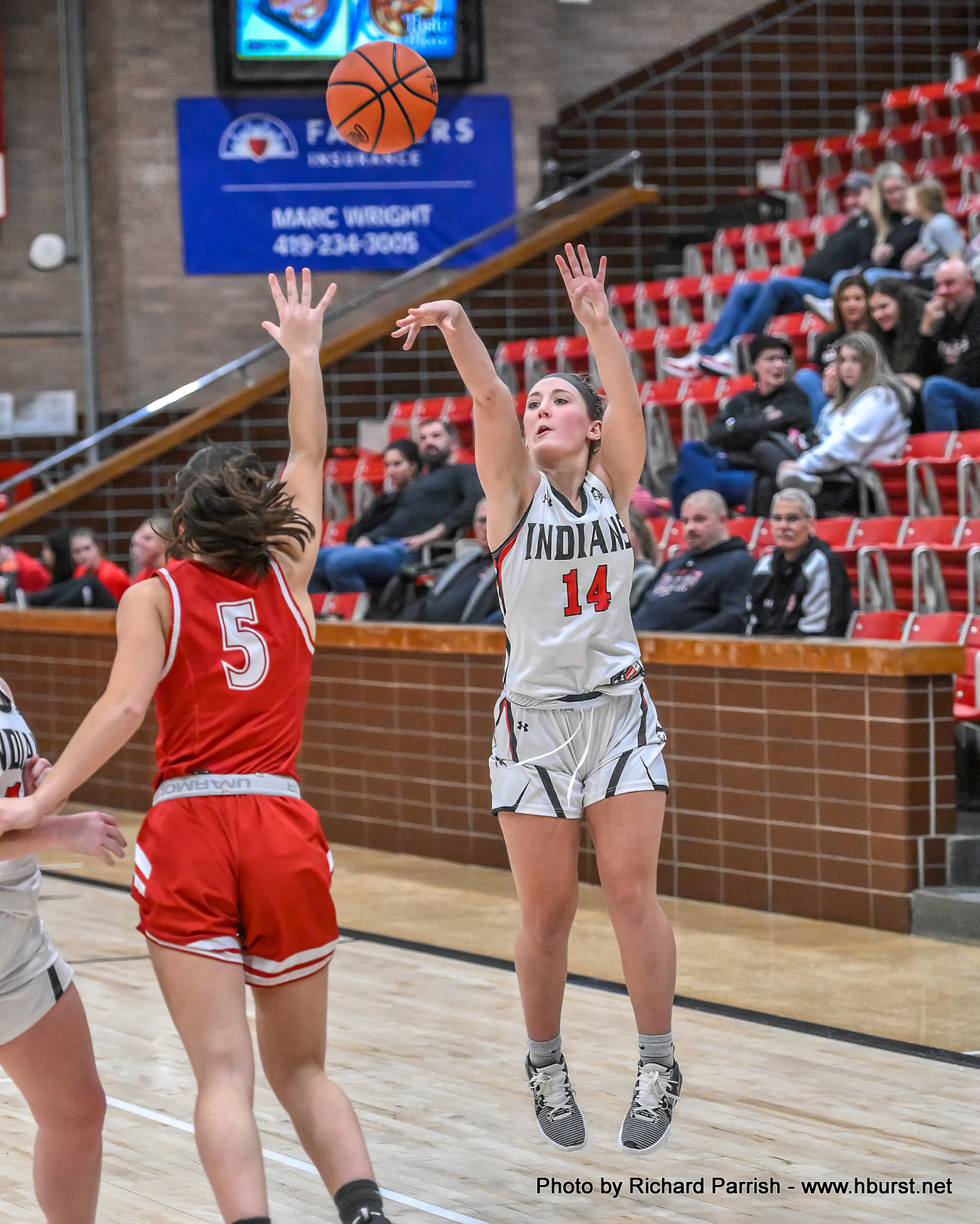 The Shawnee Indians defeat the Wapakoneta Redskins 50 to 27 - ScoreStream