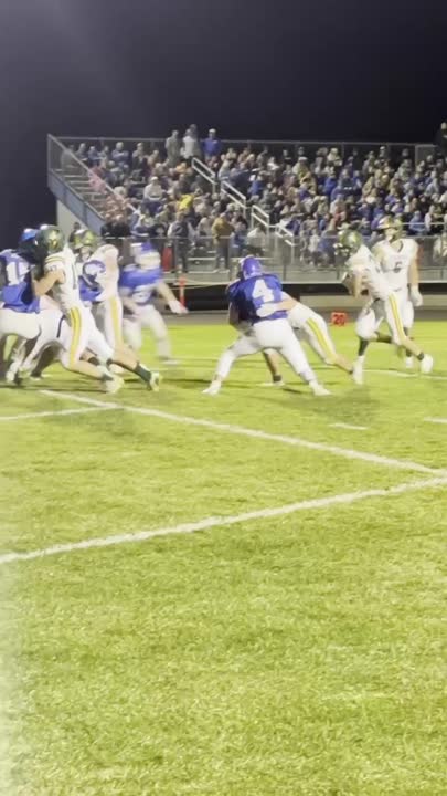 GreatAmericanRivalrySeries posted a video and said: Touchdown Irish ...