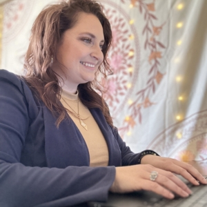 Laura Gould, - TherapyDen