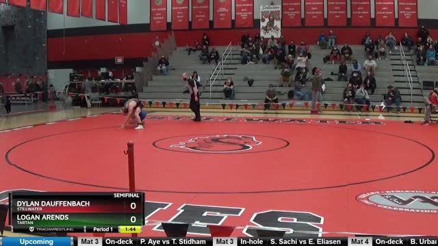 Dylan Dauffenbach (Stillwater) vs Logan Arends (Tartan)