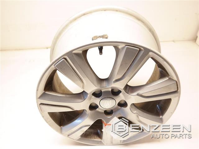 OEM LR040788 - Used 2016 Land Rover LR4 HSEWheel / Rim - Benzeen Auto Parts