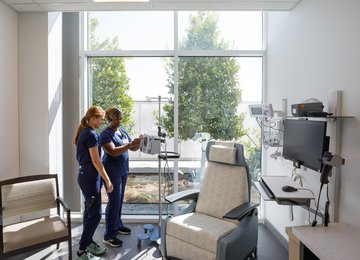 Infusion Services | Dallas, Texas | UT Southwestern Medical Center