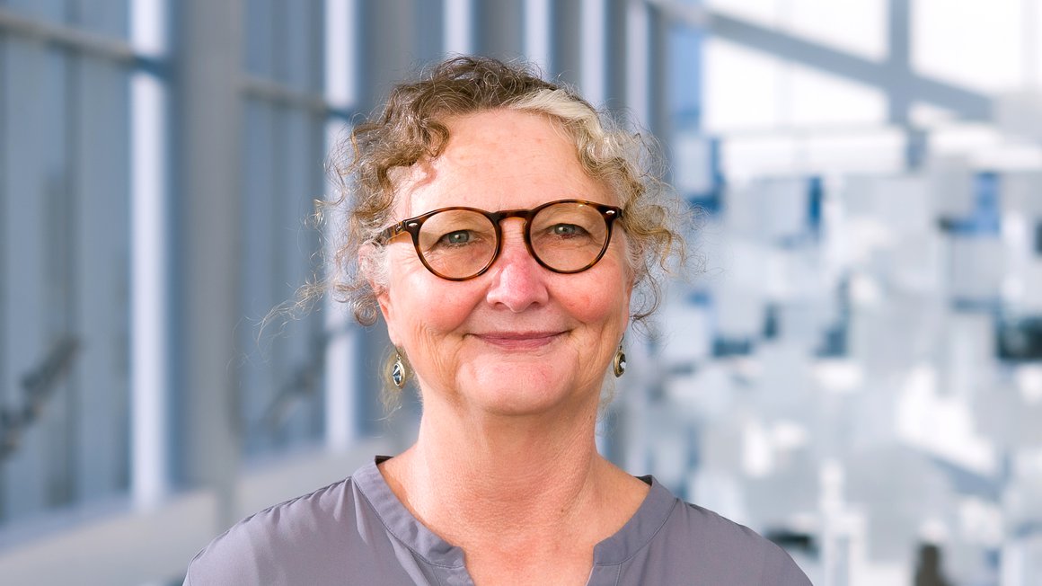 Oncology Nurse Navigators | Supportive Care | UT Southwestern Medical ...