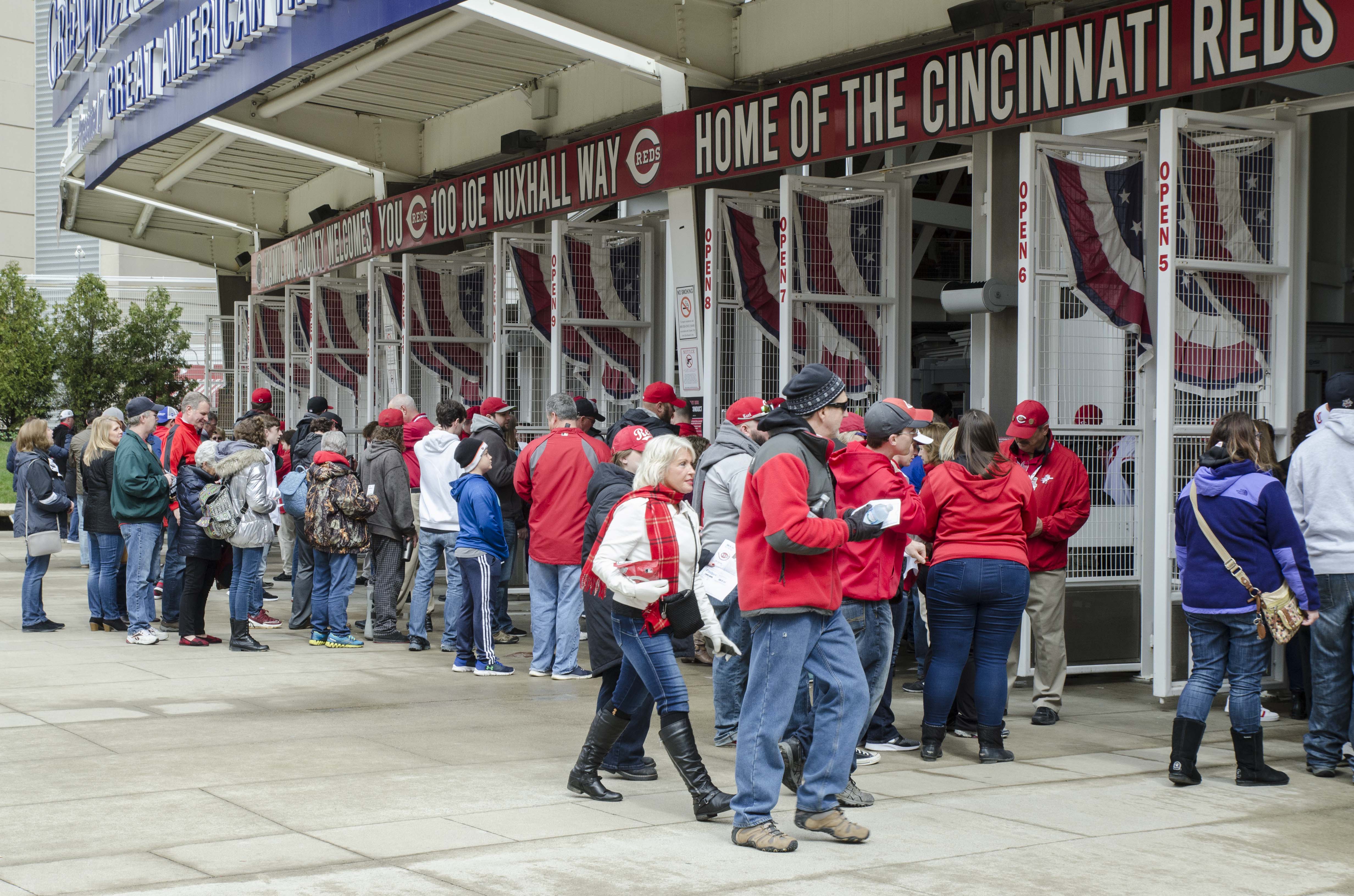 Photo gallery: Scenes from Cincinnati Reds Opening Day - The Athletic